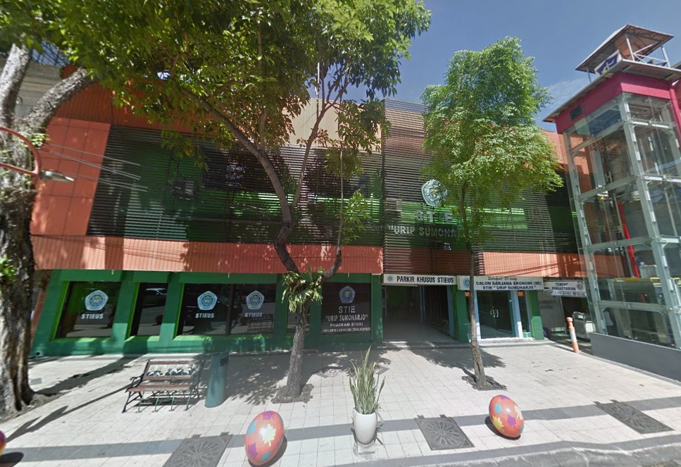 Kampus IKBIS - Institut Kesehatan dan Bisnis Surabaya