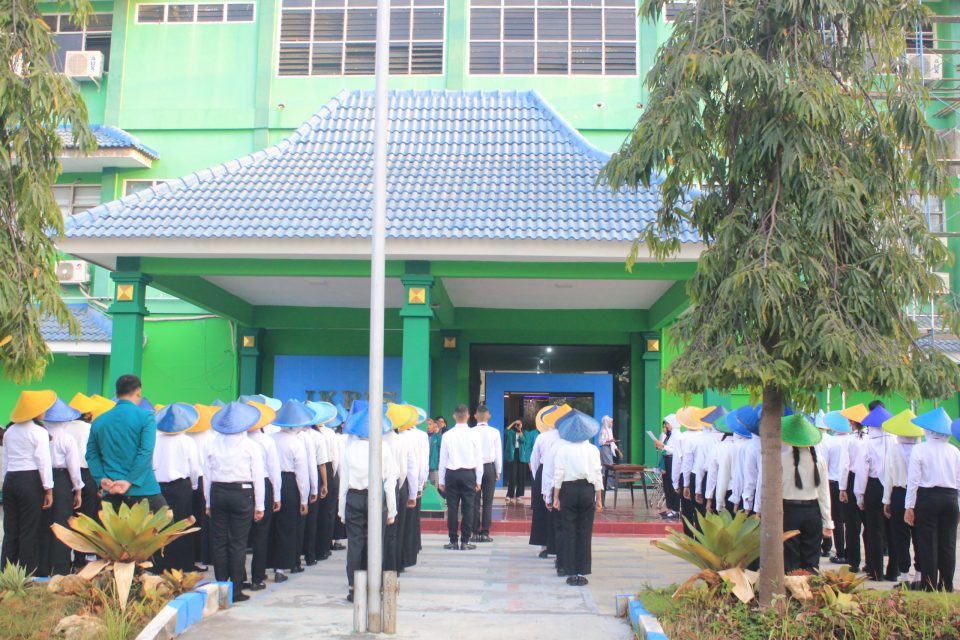 Kegiatan Pengenalan Kehidupan Kampus Mahasiswa Baru (PKKMB) TA. 2023-2024 IKBIS - Institut ...