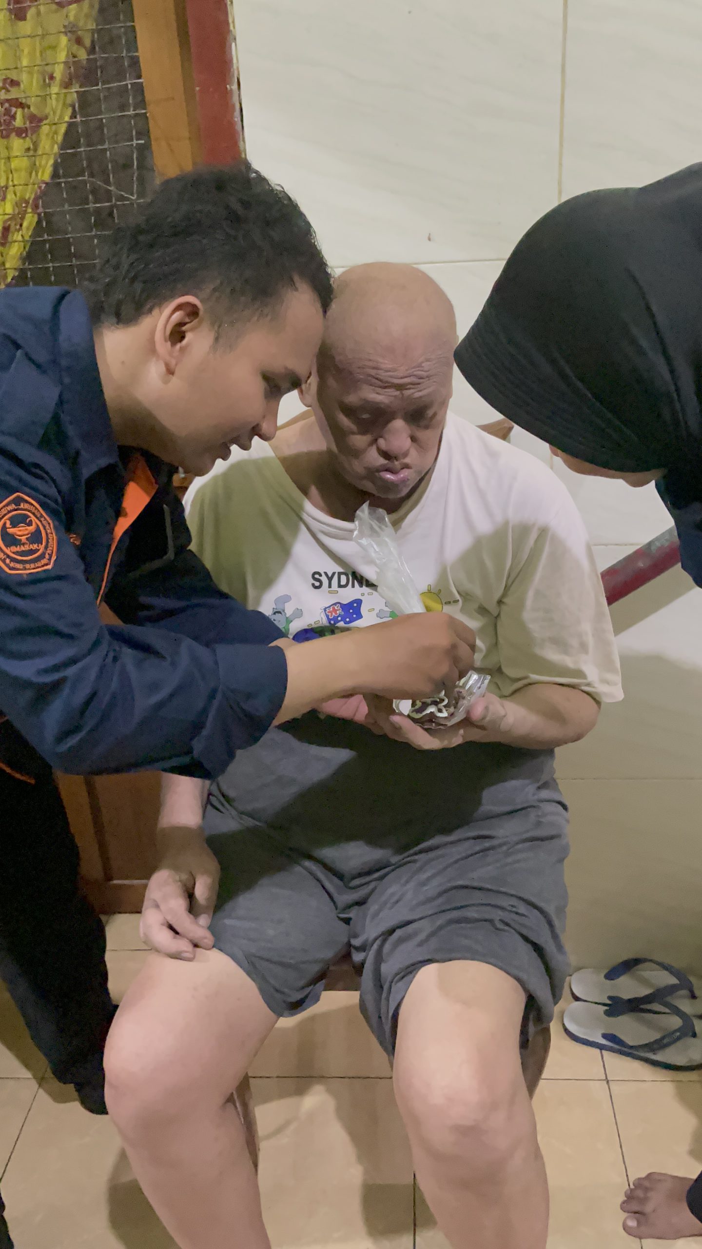 Sosialisasi dan Pengabdian Himasaka Di Panti Bina Kasih - Institut Kesehatan dan Bisnis Surabaya